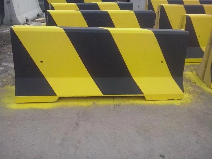 Yellow-black protective barrier - Power Rubber